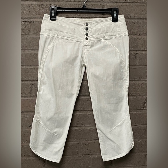 Diesel | Pants & Jumpsuits | Diesel Vintage White Capris 25 | Poshmark
